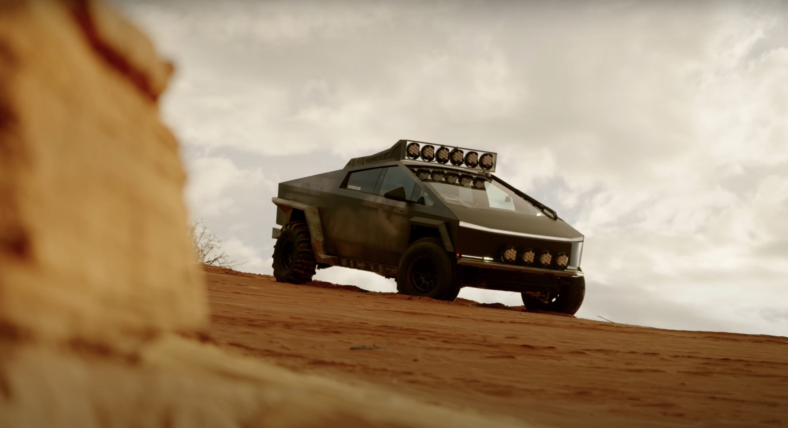 Tesla's Cybertruck Spring Update Unveiled – TOPABYTE